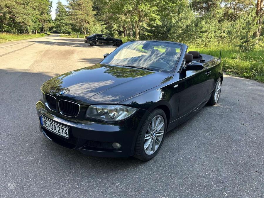 Black BMW 118 2009 in Kaunas, with an engine capacity of 2.00 L and mileage of 273 thousand km for 5900 €, photo 1 on AUTOMOTO.COM.LV