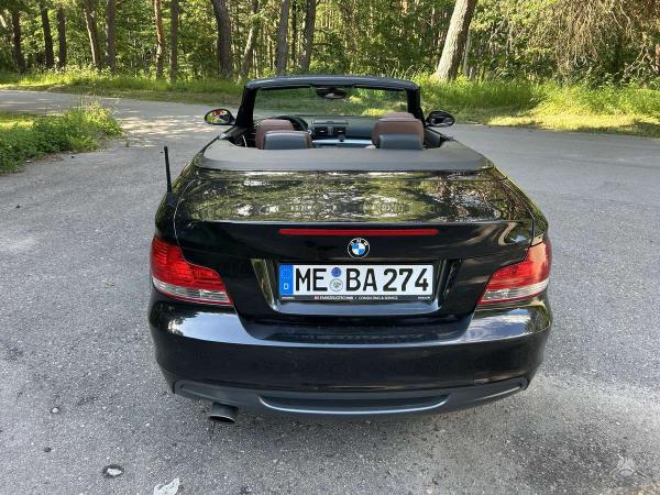 Melns BMW 118 2009 Kauņa, ar dzinēja tilpumu 2.00 L un nobraukumu 273 tūkst. km par 5900 €, foto 7 vietnē AUTOMOTO.COM.LV