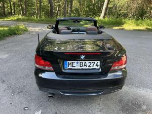 Black BMW 118 2009 in Kaunas, with an engine capacity of 2.00 L and mileage of 273 thousand km for 5900 €, photo 8 on AUTOMOTO.COM.LV