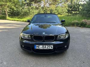 Black BMW 118 2009 in Kaunas, with an engine capacity of 2.00 L and mileage of 273 thousand km for 5900 €, photo 12 on AUTOMOTO.COM.LV