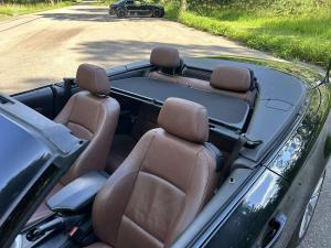 Black BMW 118 2009 in Kaunas, with an engine capacity of 2.00 L and mileage of 273 thousand km for 5900 €, photo 18 on AUTOMOTO.COM.LV