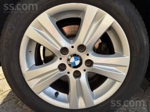 Black BMW 118 2009 in Riga, with an engine capacity of 2.00 L and mileage of 312 thousand km for 3900 €, photo 15 on AUTOMOTO.COM.LV