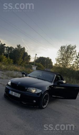 Black BMW 118 2009 in Riga, with an engine capacity of 2.00 L and mileage of 237 thousand km for 9200 €, photo 6 on AUTOMOTO.COM.LV