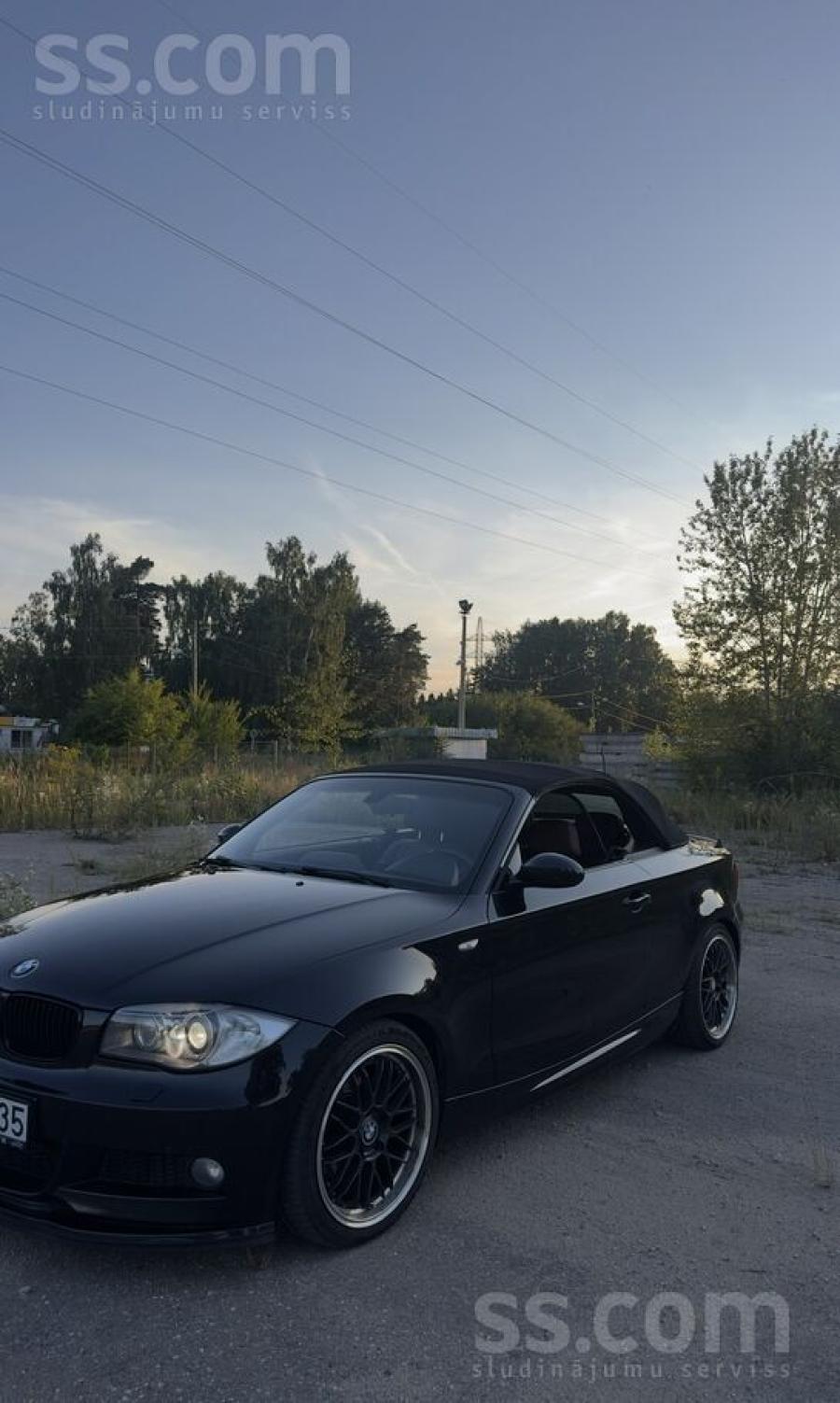 Black BMW 118 2009 in Riga, with an engine capacity of 2.00 L and mileage of 237 thousand km for 9200 €, photo 7 on AUTOMOTO.COM.LV