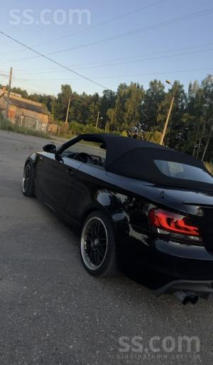 Black BMW 118 2009 in Riga, with an engine capacity of 2.00 L and mileage of 237 thousand km for 9200 €, photo 8 on AUTOMOTO.COM.LV