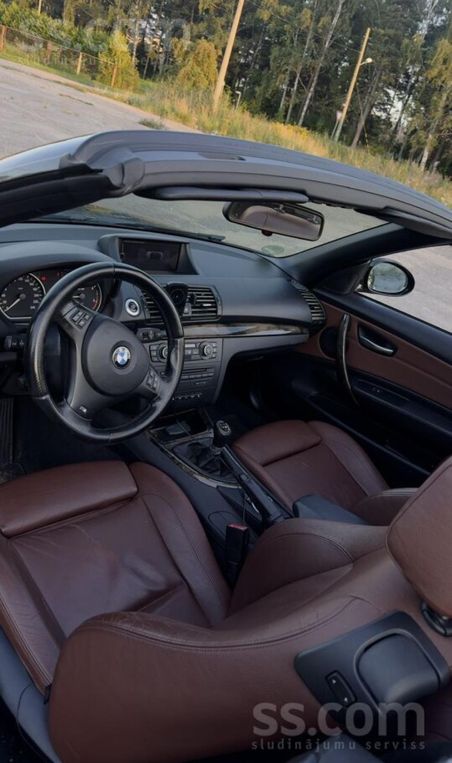 Black BMW 118 2009 in Riga, with an engine capacity of 2.00 L and mileage of 237 thousand km for 9200 €, photo 9 on AUTOMOTO.COM.LV