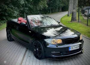 Black BMW 118 2009 in Anyksciai, with an engine capacity of 2.00 L and mileage of 203 thousand km for 5300 €, photo 4 on AUTOMOTO.COM.LV