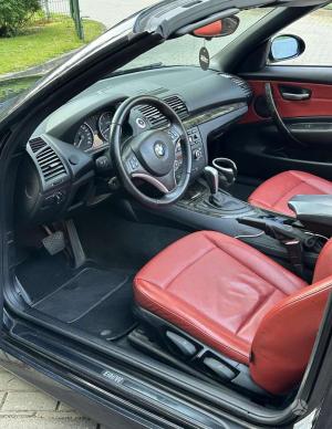 Black BMW 118 2009 in Anyksciai, with an engine capacity of 2.00 L and mileage of 203 thousand km for 5300 €, photo 11 on AUTOMOTO.COM.LV