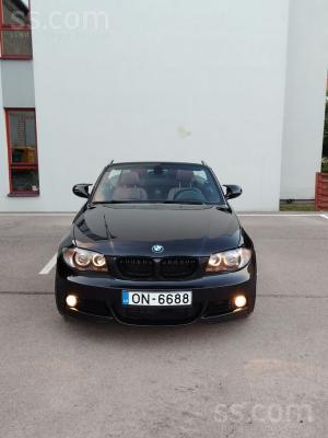 Black BMW 118 2010 in Bauska, with an engine capacity of 1.80 L and mileage of 210 thousand km for 8100 €, photo 3 on AUTOMOTO.COM.LV