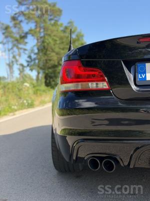 Melns BMW 118 2010 Bauska, ar dzinēja tilpumu 2.00 L un nobraukumu 305 tūkst. km par 7600 €, foto 14 vietnē AUTOMOTO.COM.LV