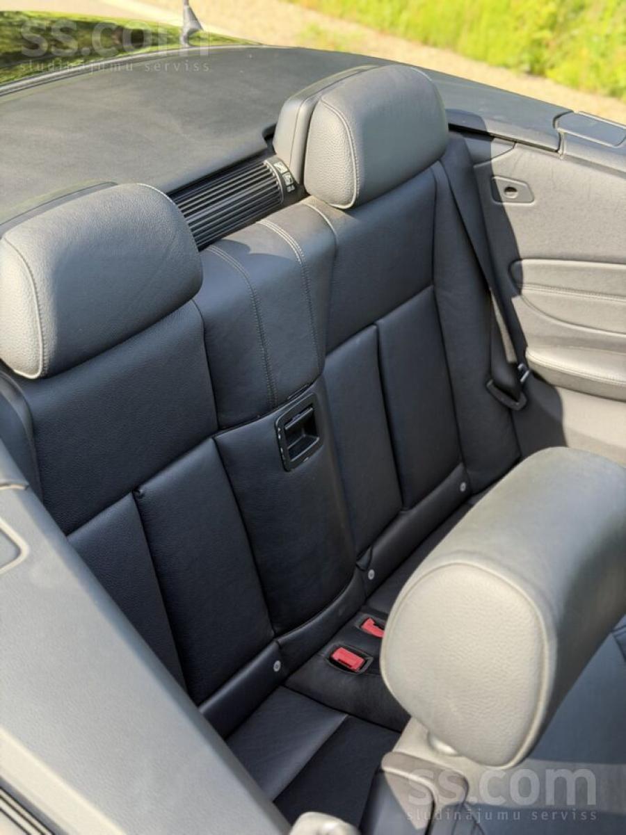 Melns BMW 118 2010 Bauska, ar dzinēja tilpumu 2.00 L un nobraukumu 305 tūkst. km par 7600 €, foto 20 vietnē AUTOMOTO.COM.LV