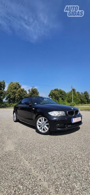 Black BMW 118 2010 in Vilnius, with an engine capacity of 2.00 L and mileage of 171 thousand km for 6790 €, photo 4 on AUTOMOTO.COM.LV