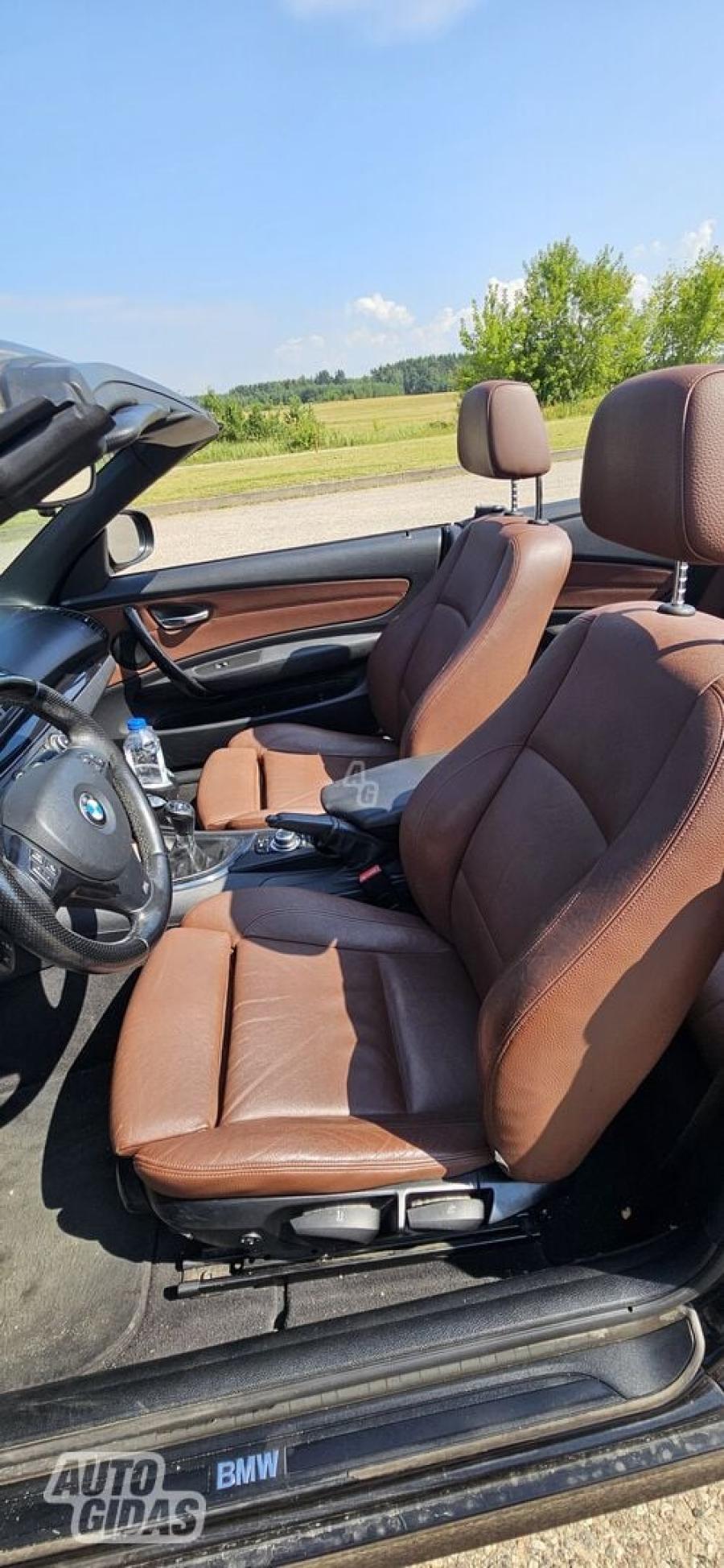 Black BMW 118 2010 in Vilnius, with an engine capacity of 2.00 L and mileage of 171 thousand km for 6790 €, photo 13 on AUTOMOTO.COM.LV