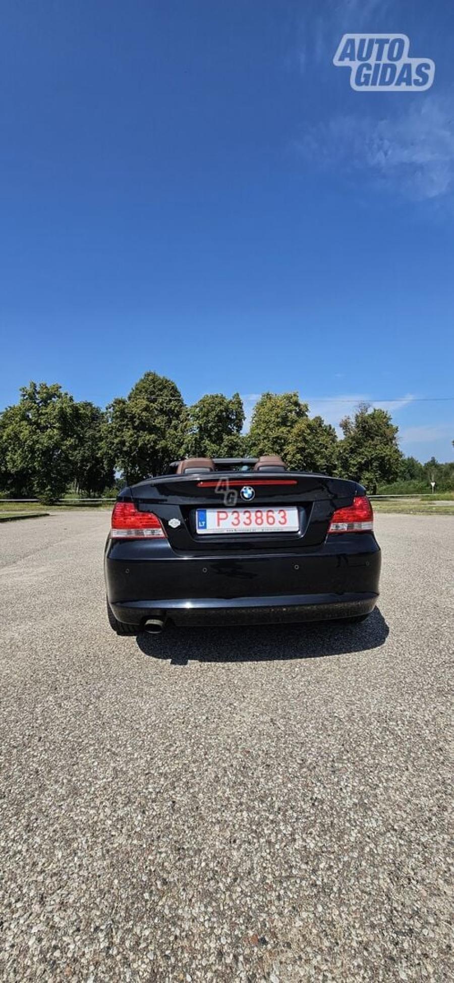 Black BMW 118 2010 in Vilnius, with an engine capacity of 2.00 L and mileage of 171 thousand km for 6590 €, photo 7 on AUTOMOTO.COM.LV