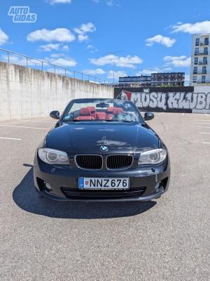 Black BMW 118 2011 in Vilnius, with an engine capacity of 2.00 L and mileage of 273 thousand km for 5950 €, photo 7 on AUTOMOTO.COM.LV