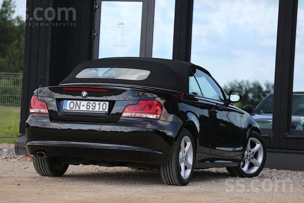 Black BMW 118 2011 in Tukums, with an engine capacity of 2.00 L and mileage of 220 thousand km for 6990 €, photo 2 on AUTOMOTO.COM.LV