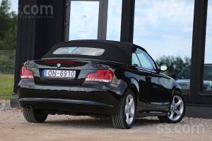 Black BMW 118 2011 in Tukums, with an engine capacity of 2.00 L and mileage of 220 thousand km for 6990 €, photo 3 on AUTOMOTO.COM.LV