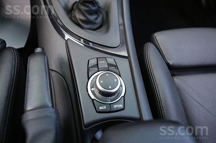 Melns BMW 118 2011 Tukums, ar dzinēja tilpumu 2.00 L un nobraukumu 220 tūkst. km par 6450 €, foto 29 vietnē AUTOMOTO.COM.LV