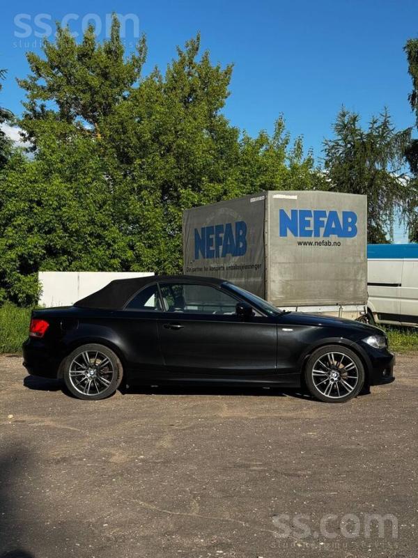 Black BMW 118 2013 in Daugavpils, with an engine capacity of 2.00 L and mileage of 341 thousand km for 6700 €, photo 6 on AUTOMOTO.COM.LV