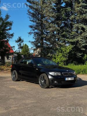 Black BMW 118 2013 in Daugavpils, with an engine capacity of 2.00 L and mileage of 341 thousand km for 6700 €, photo 16 on AUTOMOTO.COM.LV