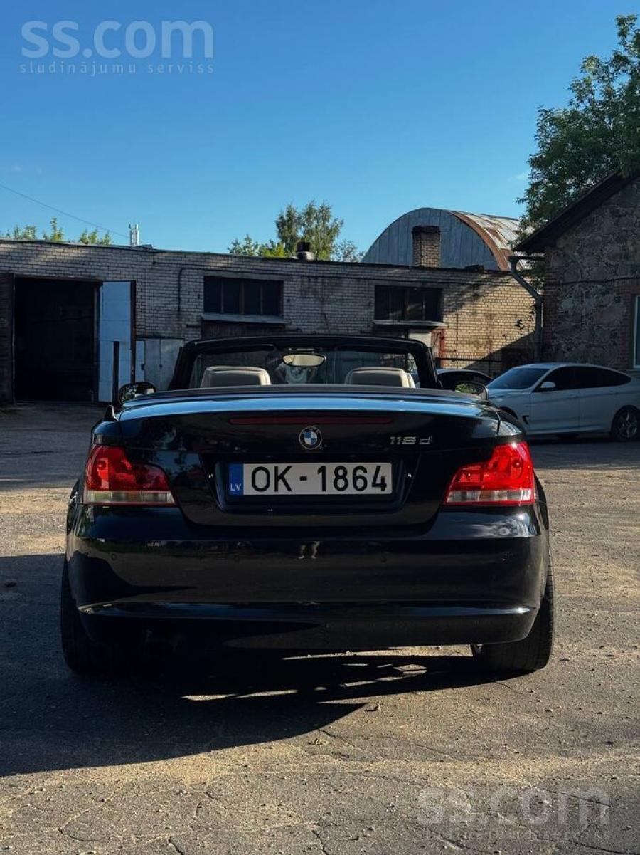 Black BMW 118 2013 in Daugavpils, with an engine capacity of 2.00 L and mileage of 341 thousand km for 6700 €, photo 23 on AUTOMOTO.COM.LV