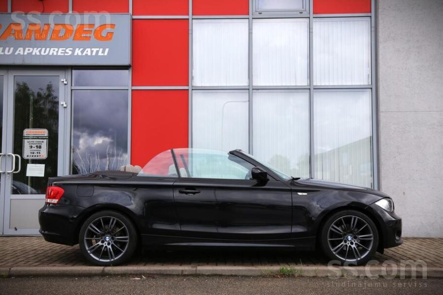 Black BMW 118 2013 in Riga, with an engine capacity of 2.00 L and mileage of 342 thousand km for 6995 €, photo 4 on AUTOMOTO.COM.LV