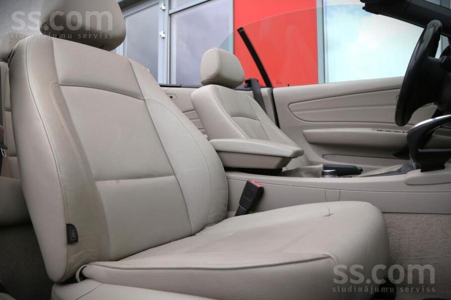 Black BMW 118 2013 in Riga, with an engine capacity of 2.00 L and mileage of 342 thousand km for 6995 €, photo 14 on AUTOMOTO.COM.LV