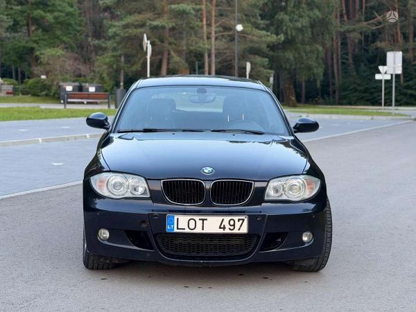 Black BMW 118 2007 in Radviliskis, with an engine capacity of 0.00 L and mileage of 0 thousand km for 3400 €, photo 3 on AUTOMOTO.COM.LV