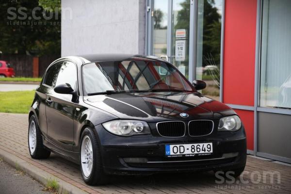 Черный БМВ 118 2007 в Рига, объемом двигателя 2.00 л и пробегом 328 тыс. км за 2495 €, фото 4 на AUTOMOTO.COM.LV