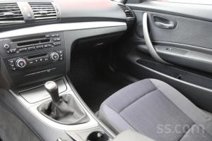 Black BMW 118 2007 in Riga, with an engine capacity of 2.00 L and mileage of 328 thousand km for 2495 €, photo 9 on AUTOMOTO.COM.LV