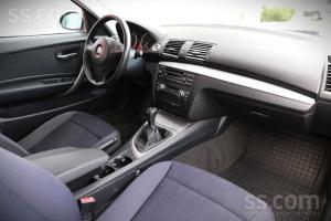 Black BMW 118 2007 in Riga, with an engine capacity of 2.00 L and mileage of 328 thousand km for 2495 €, photo 10 on AUTOMOTO.COM.LV