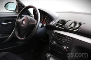 Black BMW 118 2007 in Riga, with an engine capacity of 2.00 L and mileage of 328 thousand km for 2495 €, photo 11 on AUTOMOTO.COM.LV