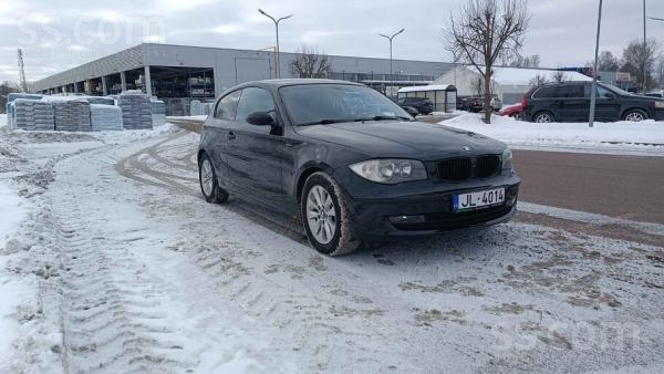 Melns BMW 118 2008 Rīga, ar dzinēja tilpumu 2.00 L un nobraukumu 310 tūkst. km par 3200 €, foto 1 vietnē AUTOMOTO.COM.LV