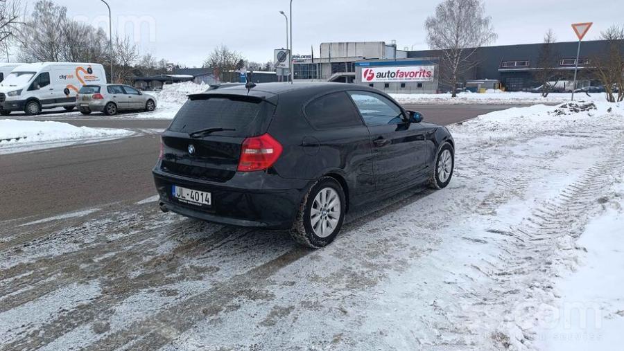 Melns BMW 118 2008 Rīga, ar dzinēja tilpumu 2.00 L un nobraukumu 310 tūkst. km par 3200 €, foto 7 vietnē AUTOMOTO.COM.LV