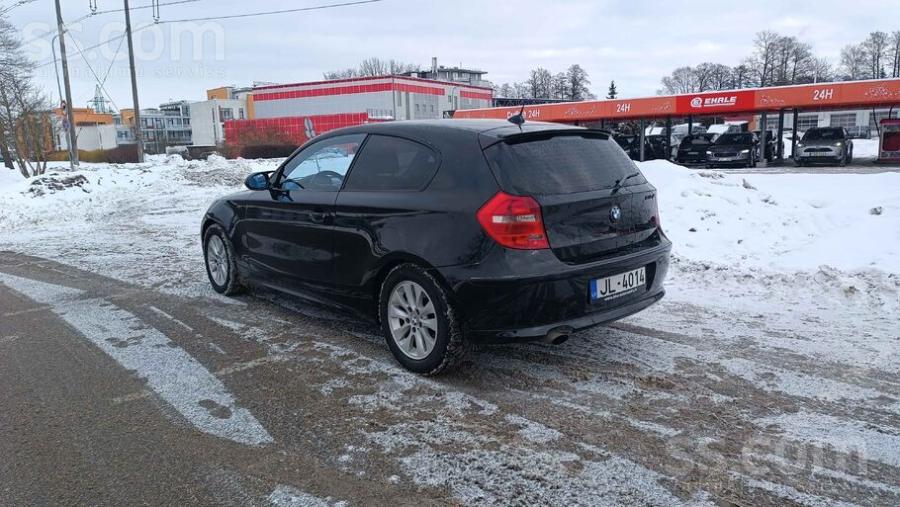 Melns BMW 118 2008 Rīga, ar dzinēja tilpumu 2.00 L un nobraukumu 310 tūkst. km par 3200 €, foto 8 vietnē AUTOMOTO.COM.LV