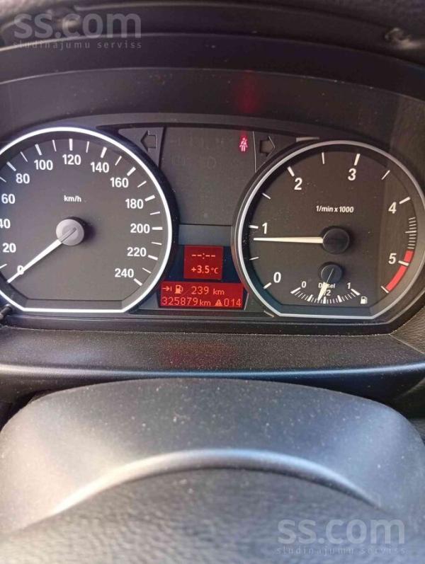 Melns BMW 118 2008 Saldus, ar dzinēja tilpumu 2.00 L un nobraukumu 326 tūkst. km par 2200 €, foto 8 vietnē AUTOMOTO.COM.LV