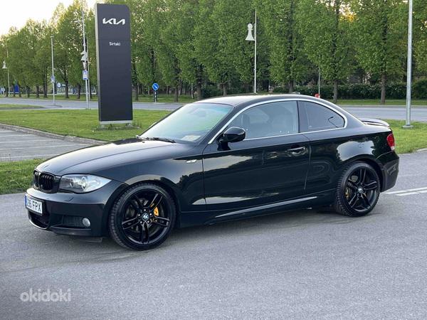 Black BMW 118 2009 in Narva, with an engine capacity of 2.00 L and mileage of 296 thousand km for 5999 €, photo 1 on AUTOMOTO.COM.LV