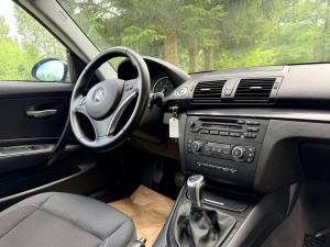 Черный БМВ 118 2009 в Утена, объемом двигателя 2.00 л и пробегом 289 тыс. км за 3490 €, фото 21 на AUTOMOTO.COM.LV