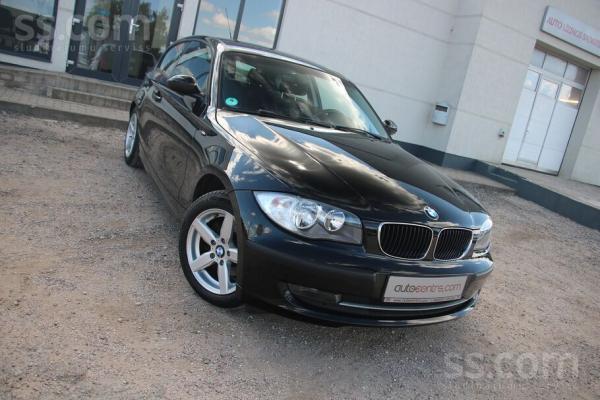 Black BMW 118 2009 in Tukums, with an engine capacity of 2.00 L and mileage of 208 thousand km for 4996 €, photo 8 on AUTOMOTO.COM.LV