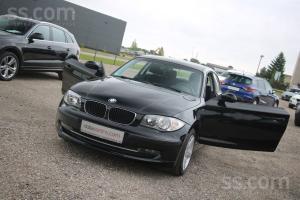 Black BMW 118 2009 in Tukums, with an engine capacity of 2.00 L and mileage of 208 thousand km for 4996 €, photo 22 on AUTOMOTO.COM.LV