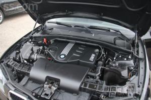 Black BMW 118 2009 in Tukums, with an engine capacity of 2.00 L and mileage of 208 thousand km for 4996 €, photo 24 on AUTOMOTO.COM.LV