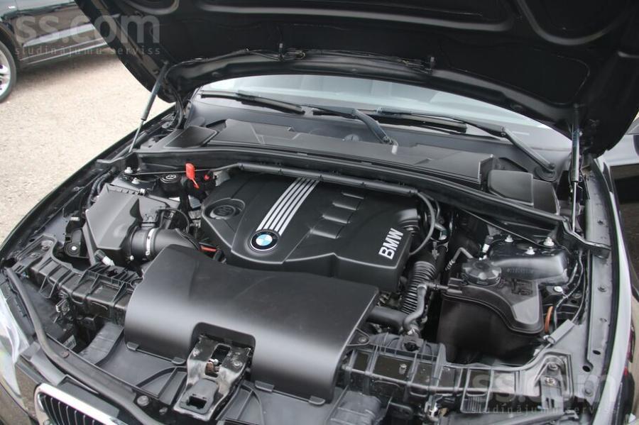 Black BMW 118 2009 in Tukums, with an engine capacity of 2.00 L and mileage of 208 thousand km for 4996 €, photo 24 on AUTOMOTO.COM.LV