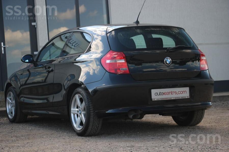Black BMW 118 2009 in Tukums, with an engine capacity of 2.00 L and mileage of 208 thousand km for 4996 €, photo 26 on AUTOMOTO.COM.LV
