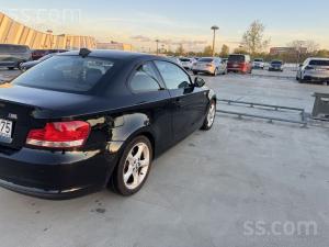 Melns BMW 118 2010 Rīga, ar dzinēja tilpumu 2.00 L un nobraukumu 253 tūkst. km par 5800 €, foto 5 vietnē AUTOMOTO.COM.LV