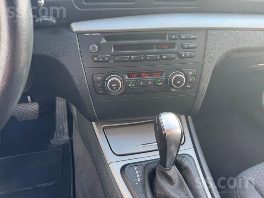 Melns BMW 118 2010 Preiļi, ar dzinēja tilpumu 2.00 L un nobraukumu 207 tūkst. km par 3500 €, foto 11 vietnē AUTOMOTO.COM.LV