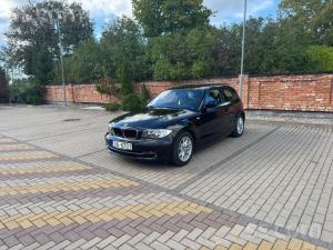 Melns BMW 118 2010 Preiļi, ar dzinēja tilpumu 2.00 L un nobraukumu 207 tūkst. km par 3500 €, foto 14 vietnē AUTOMOTO.COM.LV
