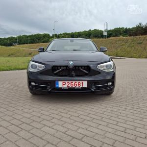 Melns BMW 118 2011 Kauņa, ar dzinēja tilpumu 2.00 L un nobraukumu 350 tūkst. km par 4800 €, foto 6 vietnē AUTOMOTO.COM.LV