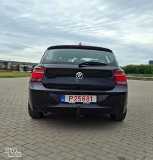 Melns BMW 118 2011 Kauņa, ar dzinēja tilpumu 2.00 L un nobraukumu 350 tūkst. km par 4800 €, foto 7 vietnē AUTOMOTO.COM.LV