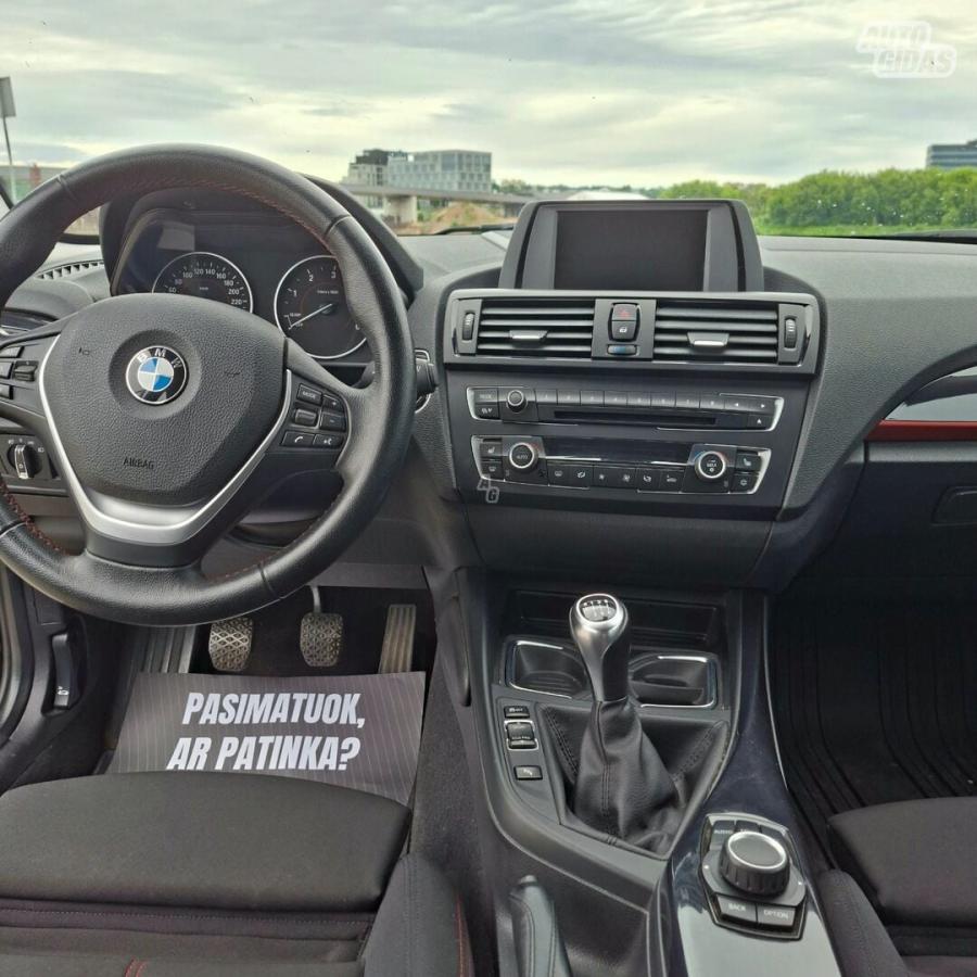 Melns BMW 118 2011 Kauņa, ar dzinēja tilpumu 2.00 L un nobraukumu 350 tūkst. km par 4800 €, foto 10 vietnē AUTOMOTO.COM.LV