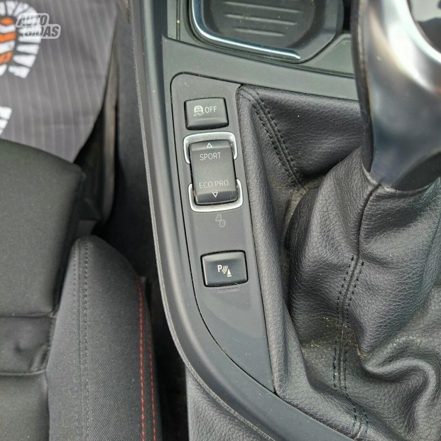 Melns BMW 118 2011 Kauņa, ar dzinēja tilpumu 2.00 L un nobraukumu 350 tūkst. km par 4800 €, foto 16 vietnē AUTOMOTO.COM.LV